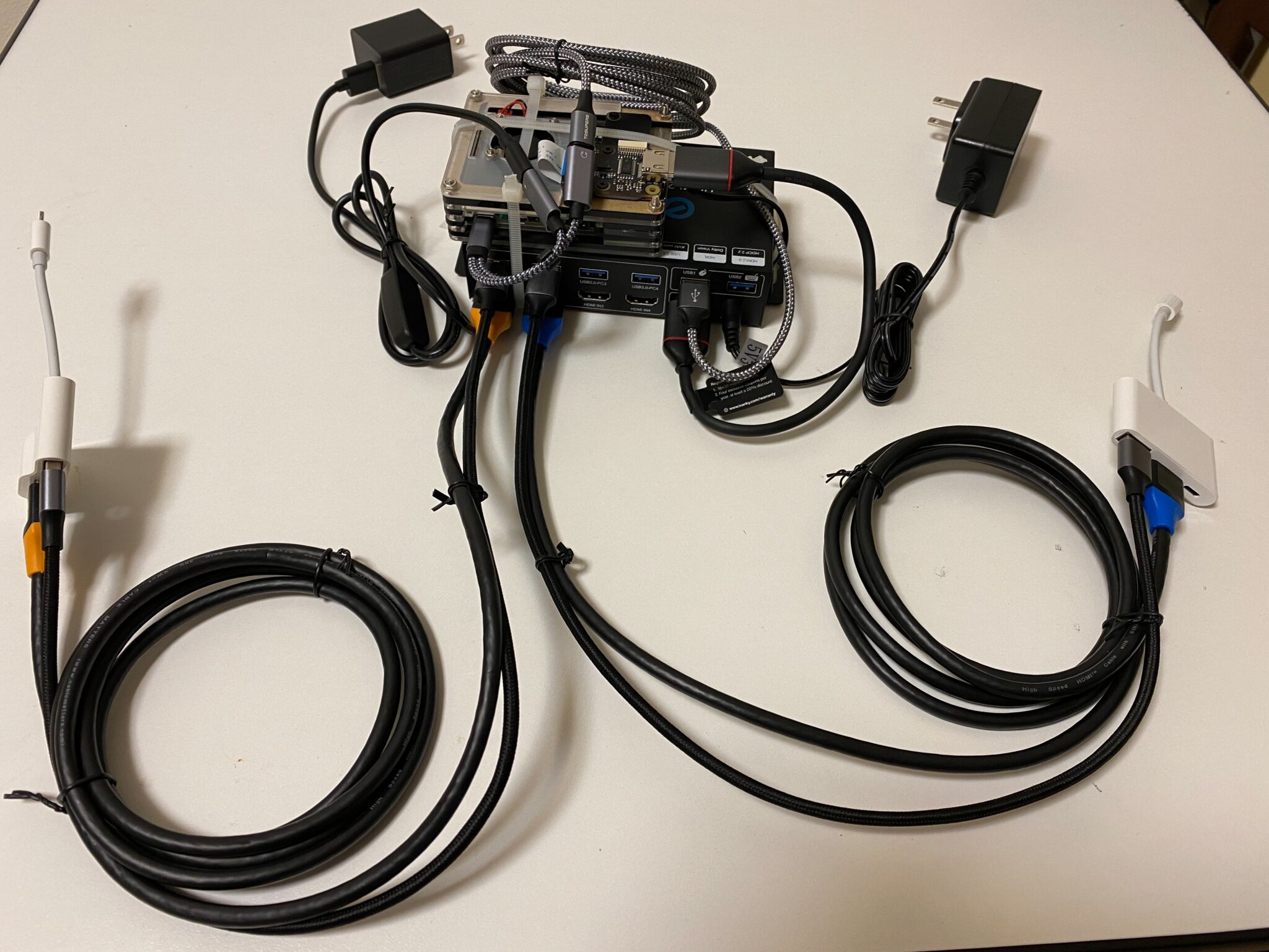 【完全解説】PiKVM v2でマルチポートにして複数台管理できるようにする【ezcoo使用】 | azablog -あざっきブログ-